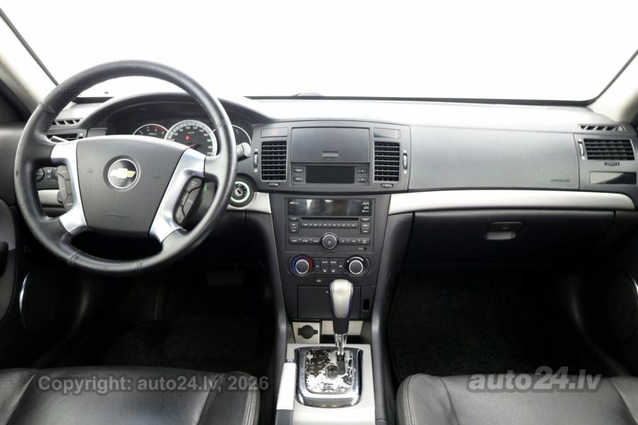 Grey Chevrolet Epica 2009 in Tallinn, with an engine capacity of 2.00 L and mileage of 306 thousand km for 999 €, photo 6 on AUTOMOTO.COM.LV