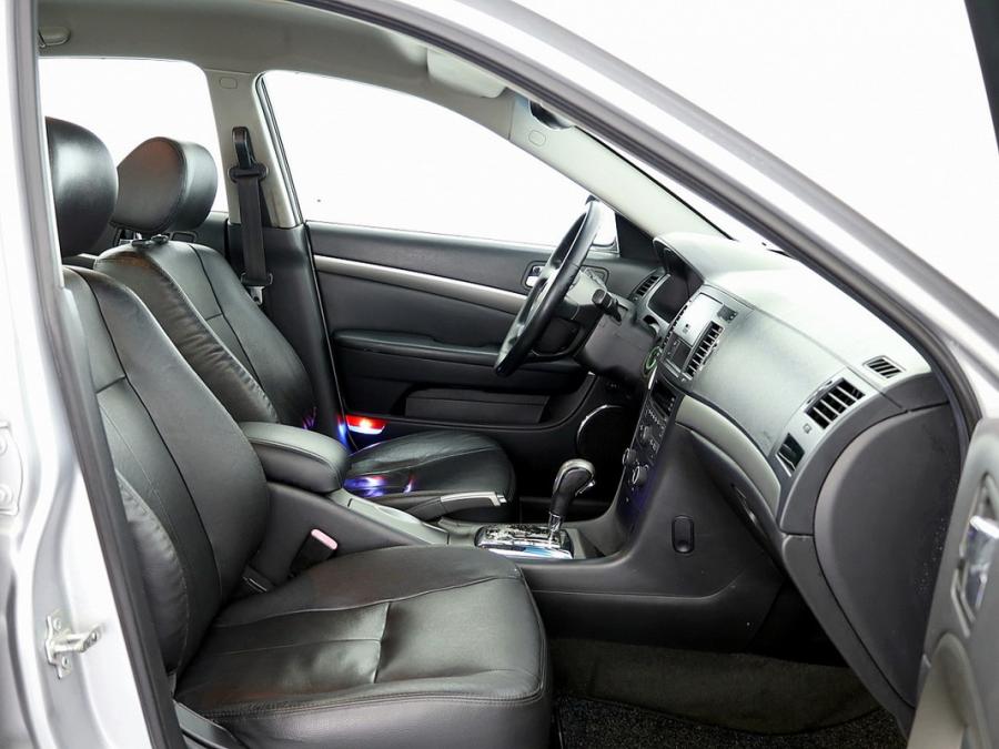 Pelēks Chevrolet Epica 2009 Tallina, ar dzinēja tilpumu 2.00 L un nobraukumu 306 tūkst. km par 999 €, foto 14 vietnē AUTOMOTO.COM.LV