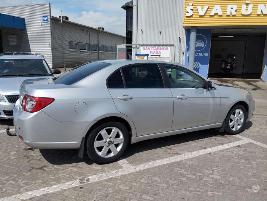 Pelēks Chevrolet Epica 2010 Šauļi, ar dzinēja tilpumu 2.00 L un nobraukumu 162 tūkst. km par 3650 €, foto 3 vietnē AUTOMOTO.COM.LV