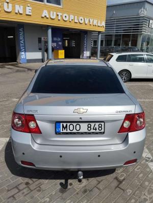 Pelēks Chevrolet Epica 2010 Šauļi, ar dzinēja tilpumu 2.00 L un nobraukumu 162 tūkst. km par 3650 €, foto 5 vietnē AUTOMOTO.COM.LV