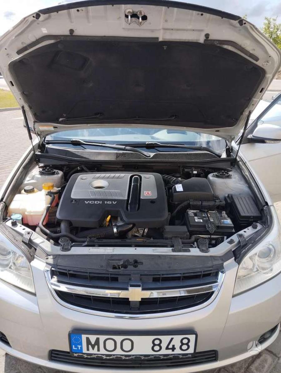 Pelēks Chevrolet Epica 2010 Šauļi, ar dzinēja tilpumu 2.00 L un nobraukumu 162 tūkst. km par 3650 €, foto 17 vietnē AUTOMOTO.COM.LV