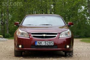 Sarkans Chevrolet Epica 2007 Preiļi, ar dzinēja tilpumu 2.00 L un nobraukumu 268 tūkst. km par 1790 €, foto 10 vietnē AUTOMOTO.COM.LV