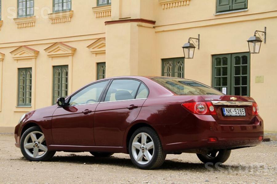 Red Chevrolet Epica 2007 in Preili, with an engine capacity of 2.00 L and mileage of 268 thousand km for 1600 €, photo 5 on AUTOMOTO.COM.LV