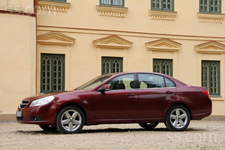 Red Chevrolet Epica 2007 in Preili, with an engine capacity of 2.00 L and mileage of 268 thousand km for 1600 €, photo 7 on AUTOMOTO.COM.LV