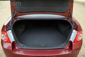 Red Chevrolet Epica 2007 in Preili, with an engine capacity of 2.00 L and mileage of 268 thousand km for 1600 €, photo 20 on AUTOMOTO.COM.LV
