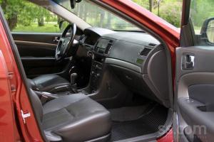 Red Chevrolet Epica 2007 in Preili, with an engine capacity of 2.00 L and mileage of 268 thousand km for 1600 €, photo 23 on AUTOMOTO.COM.LV