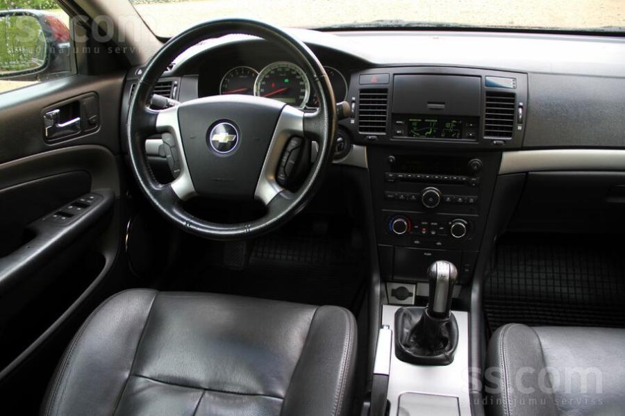 Red Chevrolet Epica 2007 in Preili, with an engine capacity of 2.00 L and mileage of 268 thousand km for 1600 €, photo 24 on AUTOMOTO.COM.LV
