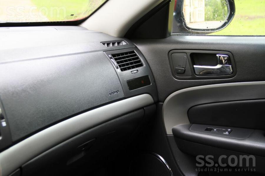 Red Chevrolet Epica 2007 in Preili, with an engine capacity of 2.00 L and mileage of 268 thousand km for 1600 €, photo 33 on AUTOMOTO.COM.LV