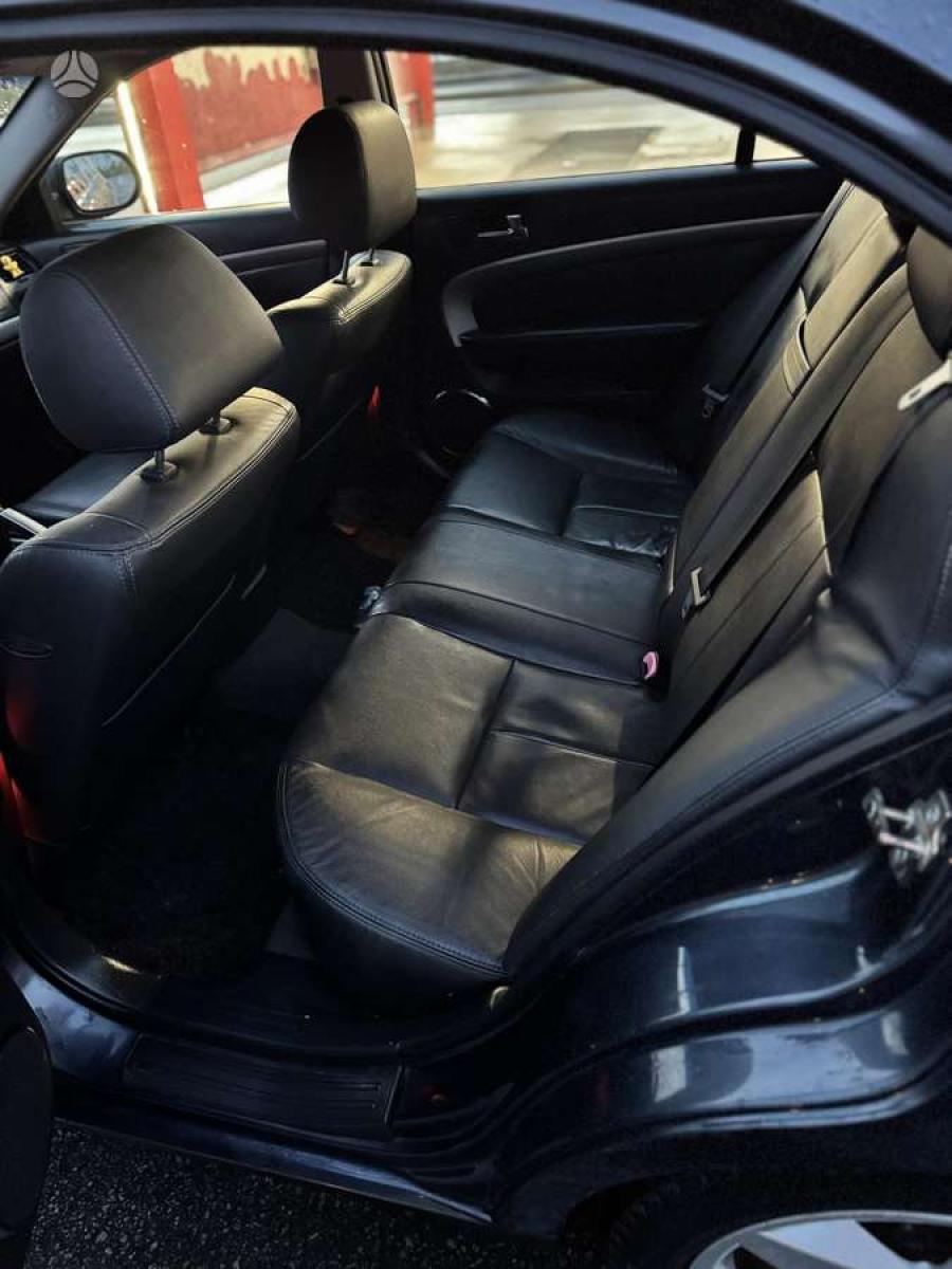 Chevrolet Epica 2008 in Klaipeda, with an engine capacity of 2.00 L and mileage of 260 thousand km for 650 €, photo 6 on AUTOMOTO.COM.LV