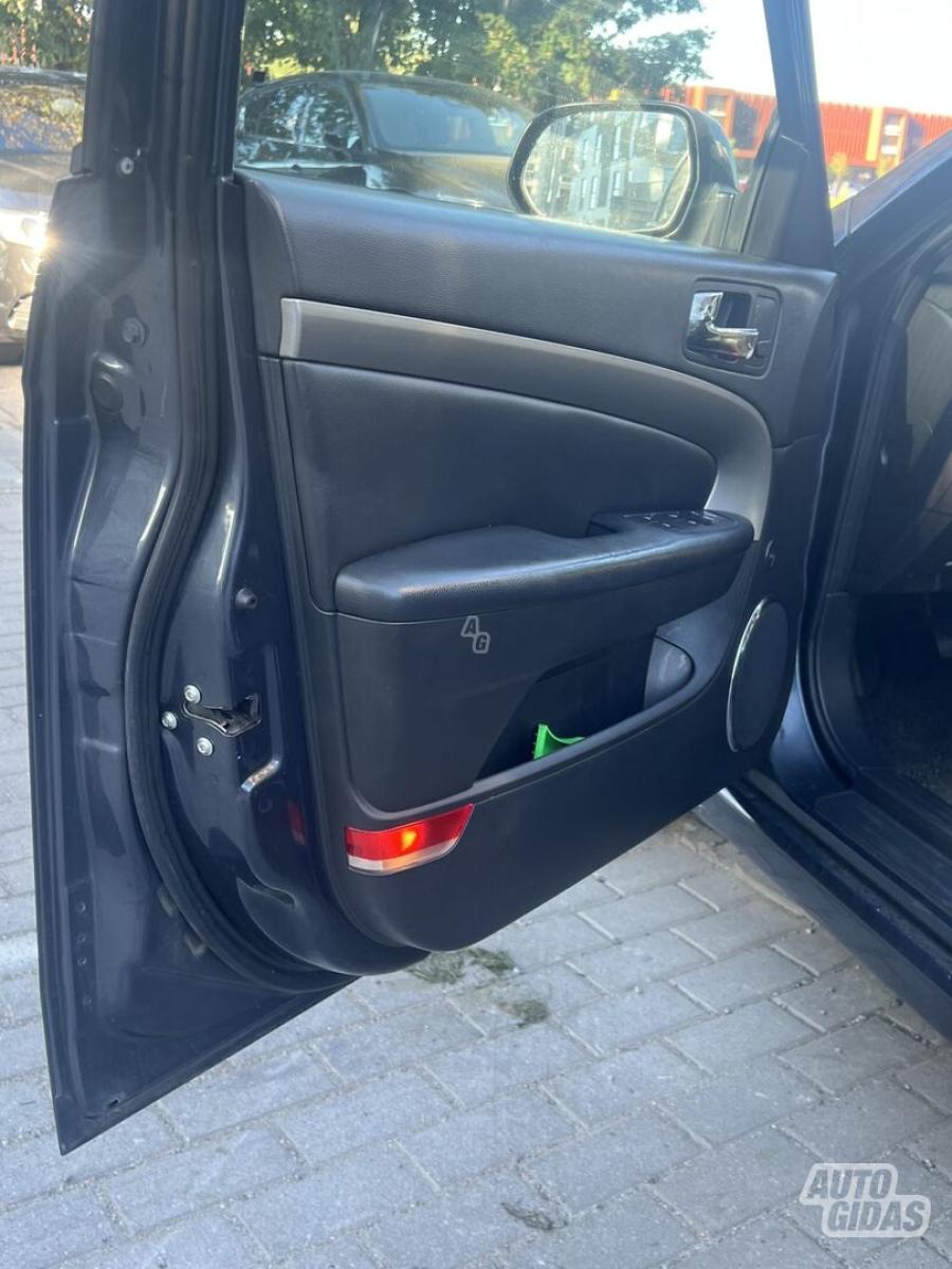 Chevrolet Epica 2008 Klaipėda, ar dzinēja tilpumu 2.00 L un nobraukumu 260 tūkst. km par 1000 €, foto 8 vietnē AUTOMOTO.COM.LV