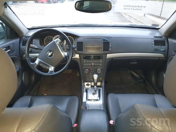 Chevrolet Epica 2010 Rīga vietnē Balts Chevrolet Epica 2010 Rīga, ar dzinēja tilpumu 2.00 L un nobraukumu 162 tūkst. km par 600 €, foto 7 vietnē AUTOMOTO.COM.LV