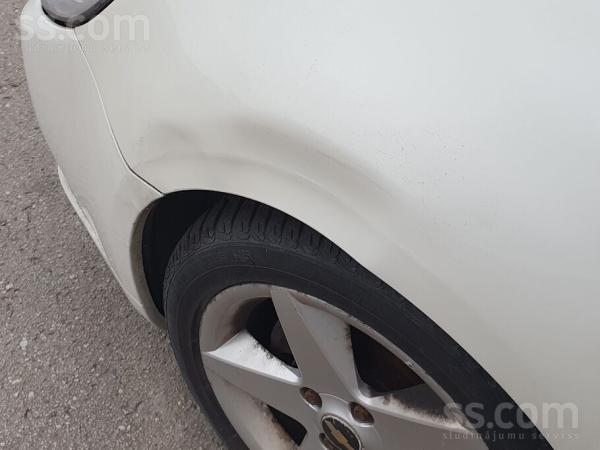 Chevrolet Epica 2010 Rīga vietnē Balts Chevrolet Epica 2010 Rīga, ar dzinēja tilpumu 2.00 L un nobraukumu 162 tūkst. km par 600 €, foto 11 vietnē AUTOMOTO.COM.LV
