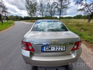 Yellow Chevrolet Epica 2007 in Madona, with an engine capacity of 2.50 L and mileage of 312 thousand km for 2100 €, photo 4 on AUTOMOTO.COM.LV