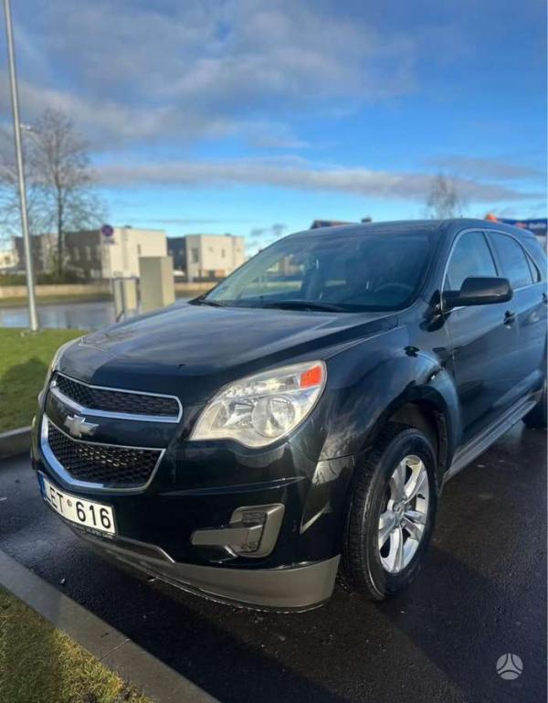 Melns Chevrolet Equinox 2012 Viļņa, ar dzinēja tilpumu 2.40 L un nobraukumu 260 tūkst. km par 1750 €, foto 3 vietnē AUTOMOTO.COM.LV