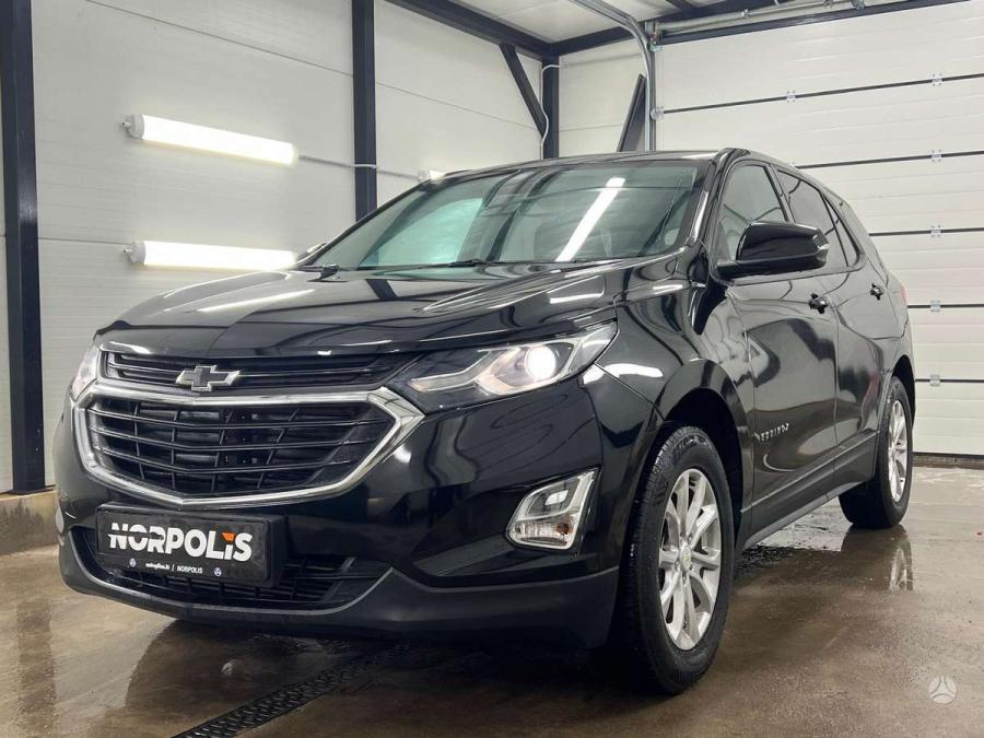 Melns Chevrolet Equinox 2018 Viļņa, ar dzinēja tilpumu 1.60 L un nobraukumu 145 tūkst. km par 11979 €, foto 3 vietnē AUTOMOTO.COM.LV