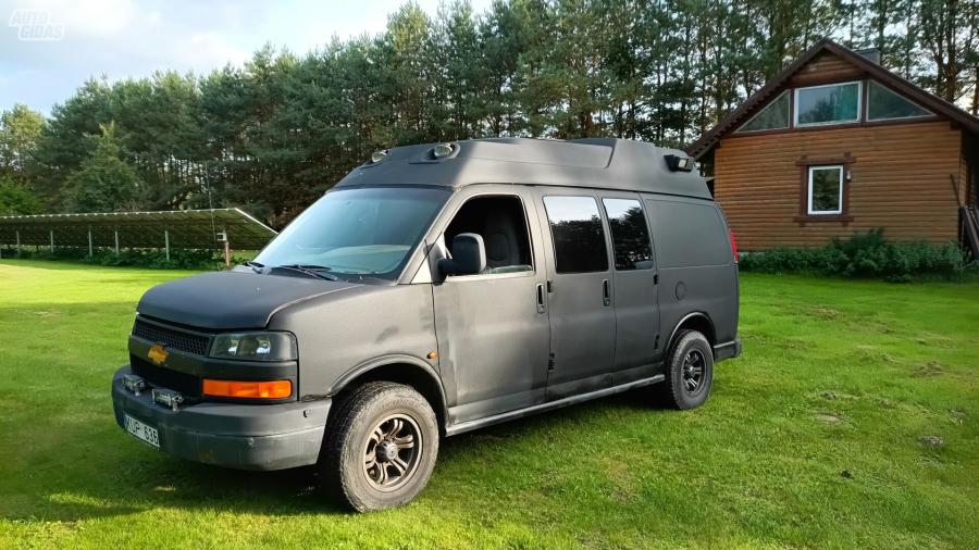 Black Chevrolet Express 2004 in Kaunas, with an engine capacity of 5.30 L and mileage of 90 thousand km for 6000 €, photo 1 on AUTOMOTO.COM.LV