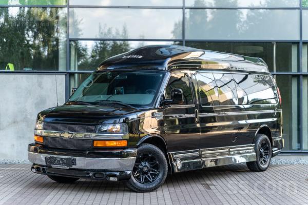 Black Chevrolet Express 2010 in Riga, with an engine capacity of 6.00 L and mileage of 86 thousand km for 28900 €, photo 1 on AUTOMOTO.COM.LV