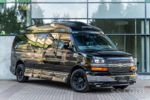 Black Chevrolet Express 2010 in Riga, with an engine capacity of 6.00 L and mileage of 86 thousand km for 28900 €, photo 4 on AUTOMOTO.COM.LV
