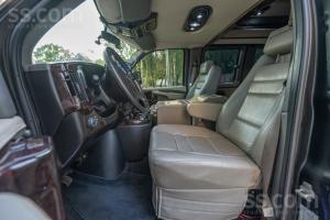 Black Chevrolet Express 2010 in Riga, with an engine capacity of 6.00 L and mileage of 86 thousand km for 28900 €, photo 12 on AUTOMOTO.COM.LV