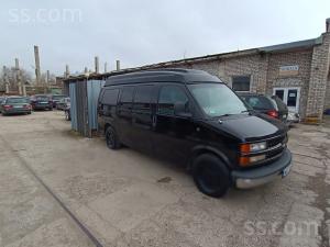 Black Chevrolet Express 1998 in Liepaja, with an engine capacity of 5.70 L and mileage of 200 thousand km for 18990 €, photo 2 on AUTOMOTO.COM.LV