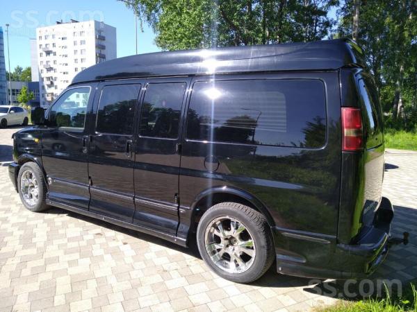 Melns Chevrolet Express 2007 Jelgava, ar dzinēja tilpumu 5.30 L un nobraukumu 205 tūkst. km par 19500 €, foto 3 vietnē AUTOMOTO.COM.LV