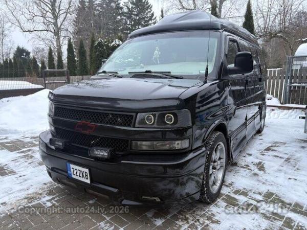 Melns Chevrolet Express 2003 Tallina, ar dzinēja tilpumu 5.30 L un nobraukumu 275 tūkst. km par 22700 €, foto 1 vietnē AUTOMOTO.COM.LV