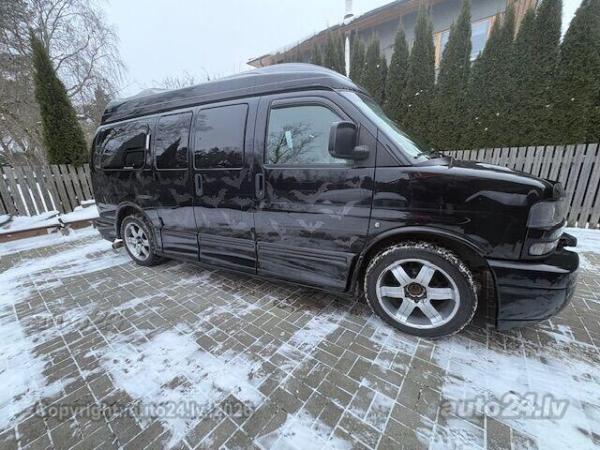 Melns Chevrolet Express 2003 Tallina, ar dzinēja tilpumu 5.30 L un nobraukumu 275 tūkst. km par 22700 €, foto 2 vietnē AUTOMOTO.COM.LV