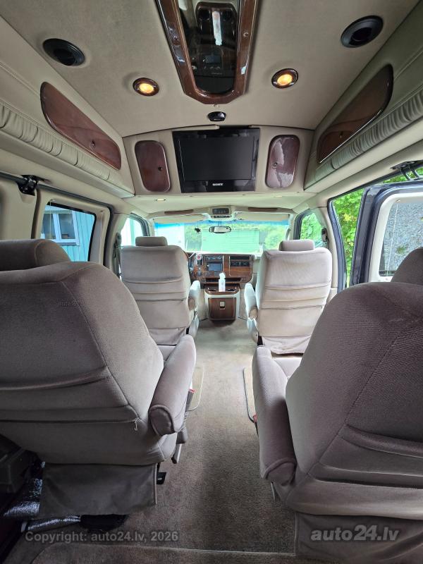 Melns Chevrolet Express 2007 Tallina, ar dzinēja tilpumu 5.30 L un nobraukumu 223 tūkst. km par 20900 €, foto 4 vietnē AUTOMOTO.COM.LV