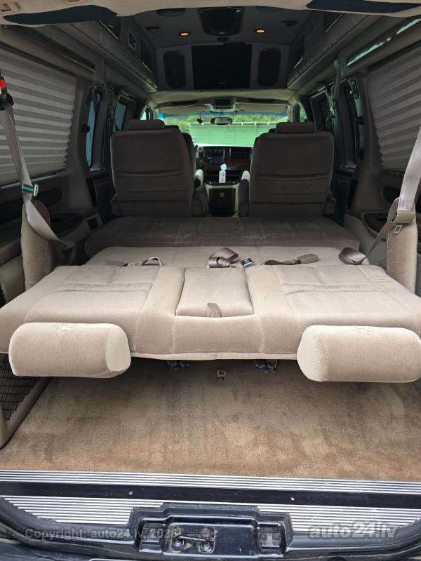 Melns Chevrolet Express 2007 Tallina, ar dzinēja tilpumu 5.30 L un nobraukumu 223 tūkst. km par 20900 €, foto 6 vietnē AUTOMOTO.COM.LV