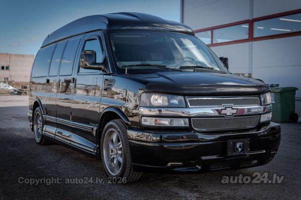 Melns Chevrolet Express 2008 Valga, ar dzinēja tilpumu 5.30 L un nobraukumu 117 tūkst. km par 23450 €, foto 1 vietnē AUTOMOTO.COM.LV