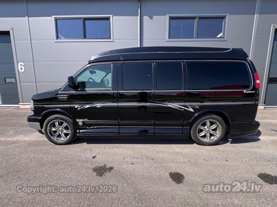 Melns Chevrolet Express 2008 Tallina, ar dzinēja tilpumu 5.30 L un nobraukumu 55 tūkst. km par 24200 €, foto 3 vietnē AUTOMOTO.COM.LV