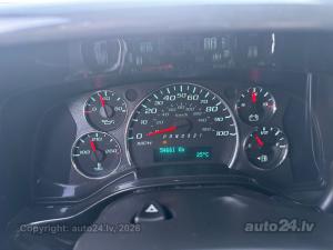 Melns Chevrolet Express 2008 Tallina, ar dzinēja tilpumu 5.30 L un nobraukumu 55 tūkst. km par 24200 €, foto 31 vietnē AUTOMOTO.COM.LV
