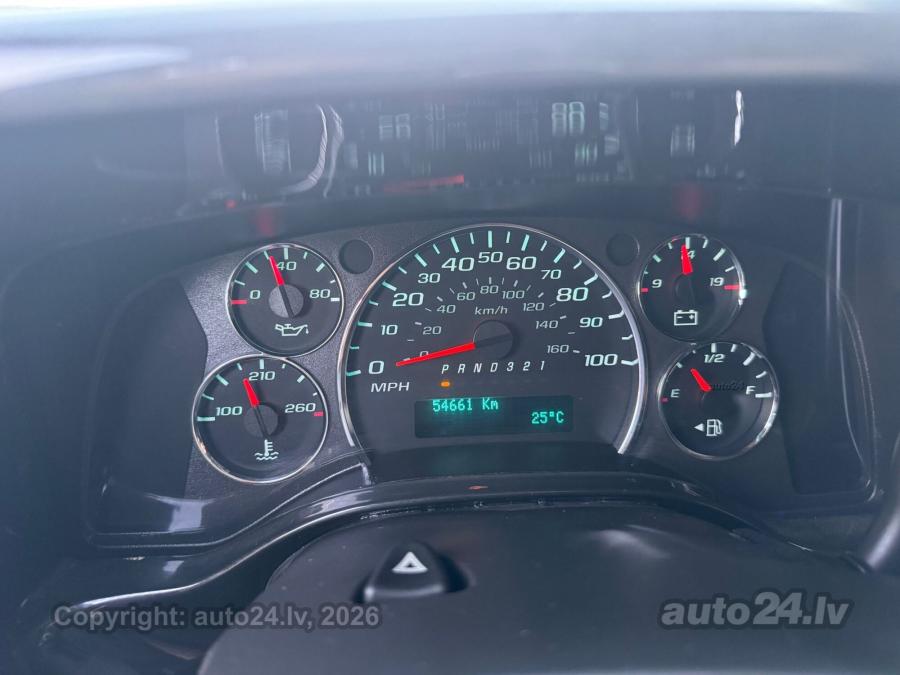 Melns Chevrolet Express 2008 Tallina, ar dzinēja tilpumu 5.30 L un nobraukumu 55 tūkst. km par 24200 €, foto 31 vietnē AUTOMOTO.COM.LV