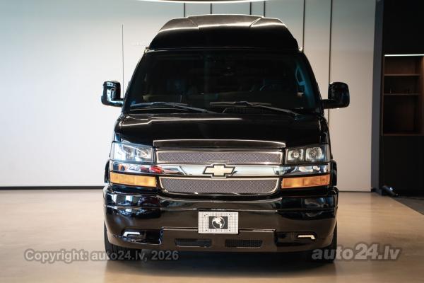 Black Chevrolet Express 2010 in Tallinn, with an engine capacity of 6.00 L and mileage of 44 thousand km for 57310 €, photo 5 on AUTOMOTO.COM.LV