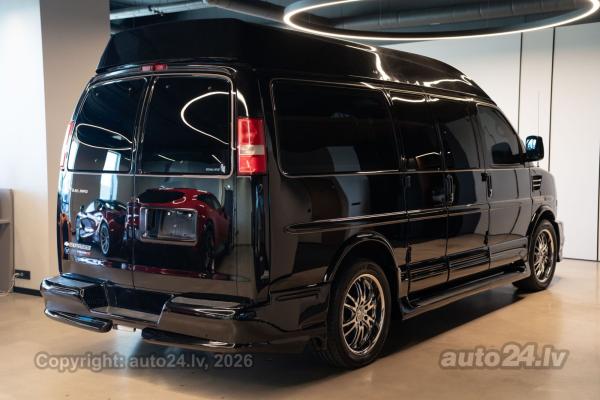 Melns Chevrolet Express 2012 Tallina, ar dzinēja tilpumu 5.30 L un nobraukumu 35 tūkst. km par 57040 €, foto 6 vietnē AUTOMOTO.COM.LV