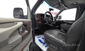 Black Chevrolet Express 2012 in Tallinn, with an engine capacity of 5.30 L and mileage of 176 thousand km for 25900 €, photo 6 on AUTOMOTO.COM.LV