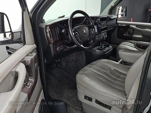 Melns Chevrolet Express 2013 Tallina, ar dzinēja tilpumu 5.30 L un nobraukumu 167 tūkst. km par 23900 €, foto 6 vietnē AUTOMOTO.COM.LV