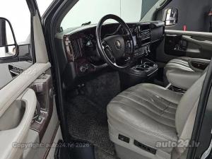 Black Chevrolet Express 2013 in Tallinn, with an engine capacity of 5.30 L and mileage of 167 thousand km for 23900 €, photo 6 on AUTOMOTO.COM.LV
