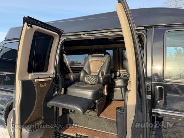 Black Chevrolet Express 2013 in Tallinn, with an engine capacity of 5.30 L and mileage of 57 thousand km for 42900 €, photo 9 on AUTOMOTO.COM.LV