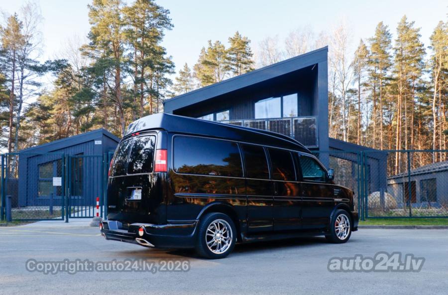 Melns Chevrolet Express 2013 Tallina, ar dzinēja tilpumu 5.30 L un nobraukumu 58 tūkst. km par 37900 €, foto 6 vietnē AUTOMOTO.COM.LV