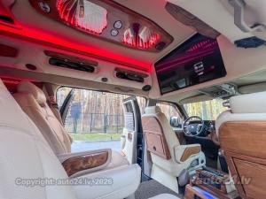 Melns Chevrolet Express 2013 Tallina, ar dzinēja tilpumu 5.30 L un nobraukumu 58 tūkst. km par 37900 €, foto 12 vietnē AUTOMOTO.COM.LV