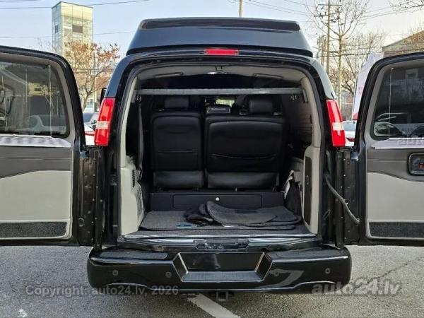 Черный Шевроле Експресс 2019 в Таллин, объемом двигателя 6.00 л и пробегом 47 тыс. км за 49900 €, фото 4 на AUTOMOTO.COM.LV