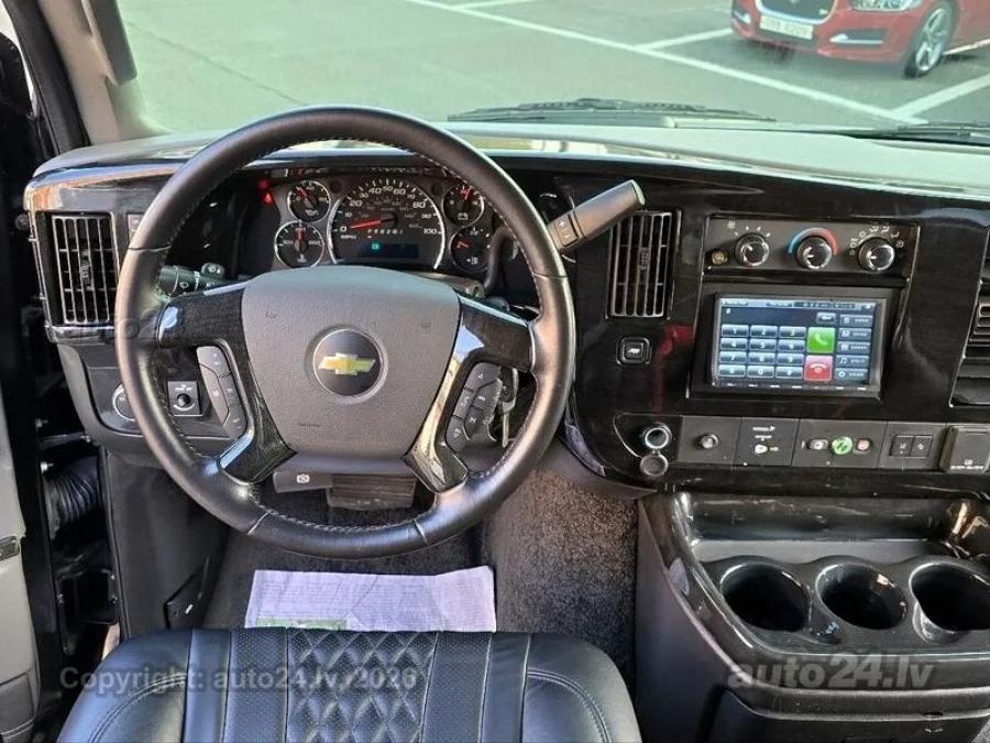 Black Chevrolet Express 2019 in Tallinn, with an engine capacity of 6.00 L and mileage of 47 thousand km for 49900 €, photo 7 on AUTOMOTO.COM.LV