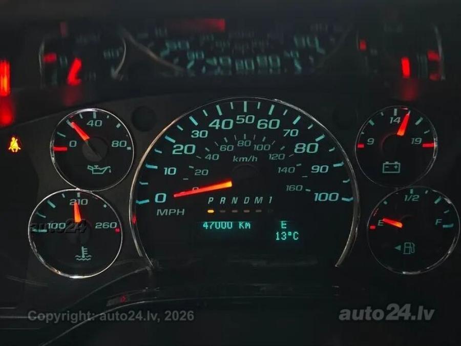 Black Chevrolet Express 2019 in Tallinn, with an engine capacity of 6.00 L and mileage of 47 thousand km for 49900 €, photo 10 on AUTOMOTO.COM.LV