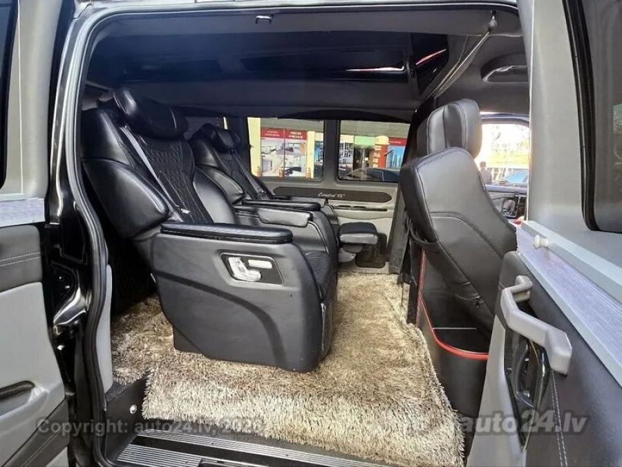 Black Chevrolet Express 2019 in Tallinn, with an engine capacity of 6.00 L and mileage of 47 thousand km for 49900 €, photo 13 on AUTOMOTO.COM.LV
