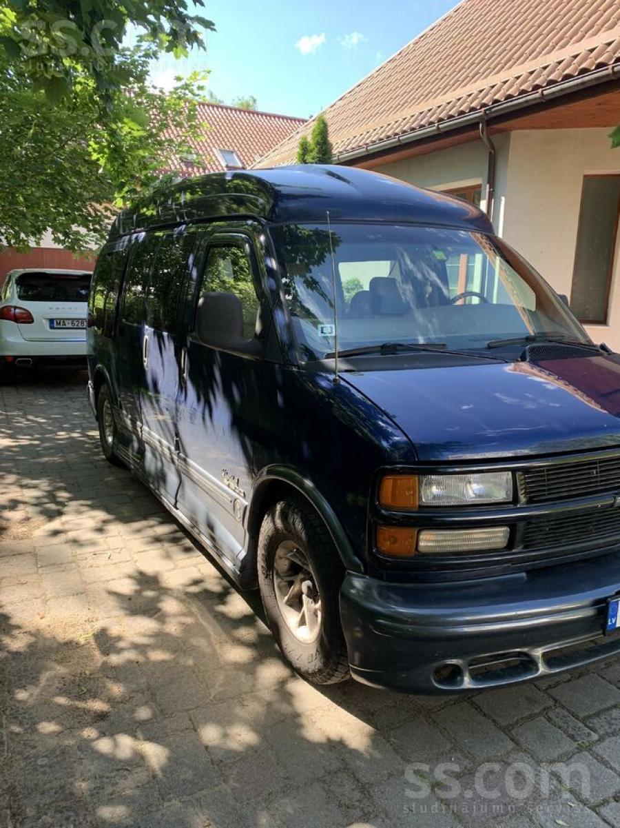 Синий Шевроле Експресс 2000 в Елгава, объемом двигателя 5.70 л и пробегом 147 тыс. км за 17075 €, фото 3 на AUTOMOTO.COM.LV