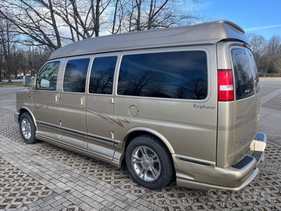 Brūns Chevrolet Express 2006 Rīga, ar dzinēja tilpumu 5.70 L un nobraukumu 49 tūkst. km par 42300 €, foto 3 vietnē AUTOMOTO.COM.LV