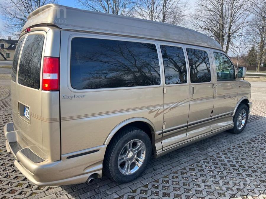 Brūns Chevrolet Express 2006 Rīga, ar dzinēja tilpumu 5.70 L un nobraukumu 49 tūkst. km par 42300 €, foto 4 vietnē AUTOMOTO.COM.LV