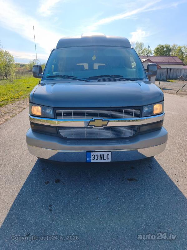 Brūns Chevrolet Express 2005 Tallina, ar dzinēja tilpumu 5.30 L un nobraukumu 166 tūkst. km par 17999 €, foto 4 vietnē AUTOMOTO.COM.LV