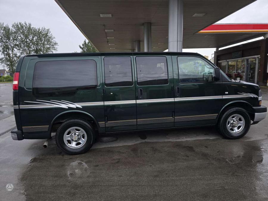 Zaļš Chevrolet Express 2004 Panevēža, ar dzinēja tilpumu 5.30 L un nobraukumu 163 tūkst. km par 10200 €, foto 5 vietnē AUTOMOTO.COM.LV